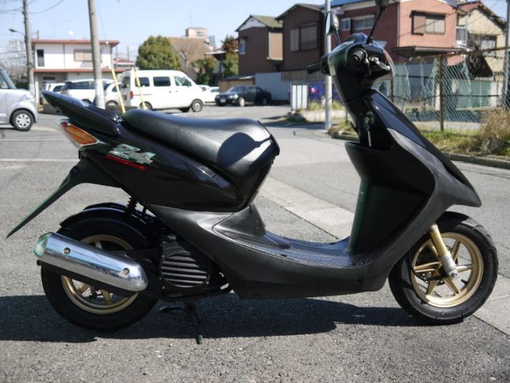 HONDA DIO Z4 AF63